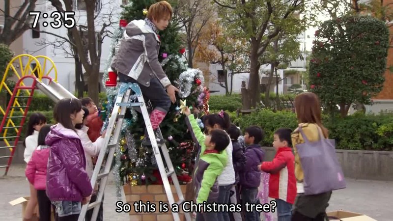 Abecedarian : Disguised as a Christmas Tree